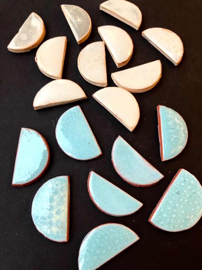 Demi ronds – Alexandra Carron – Créations de mosaïque et céramique ...